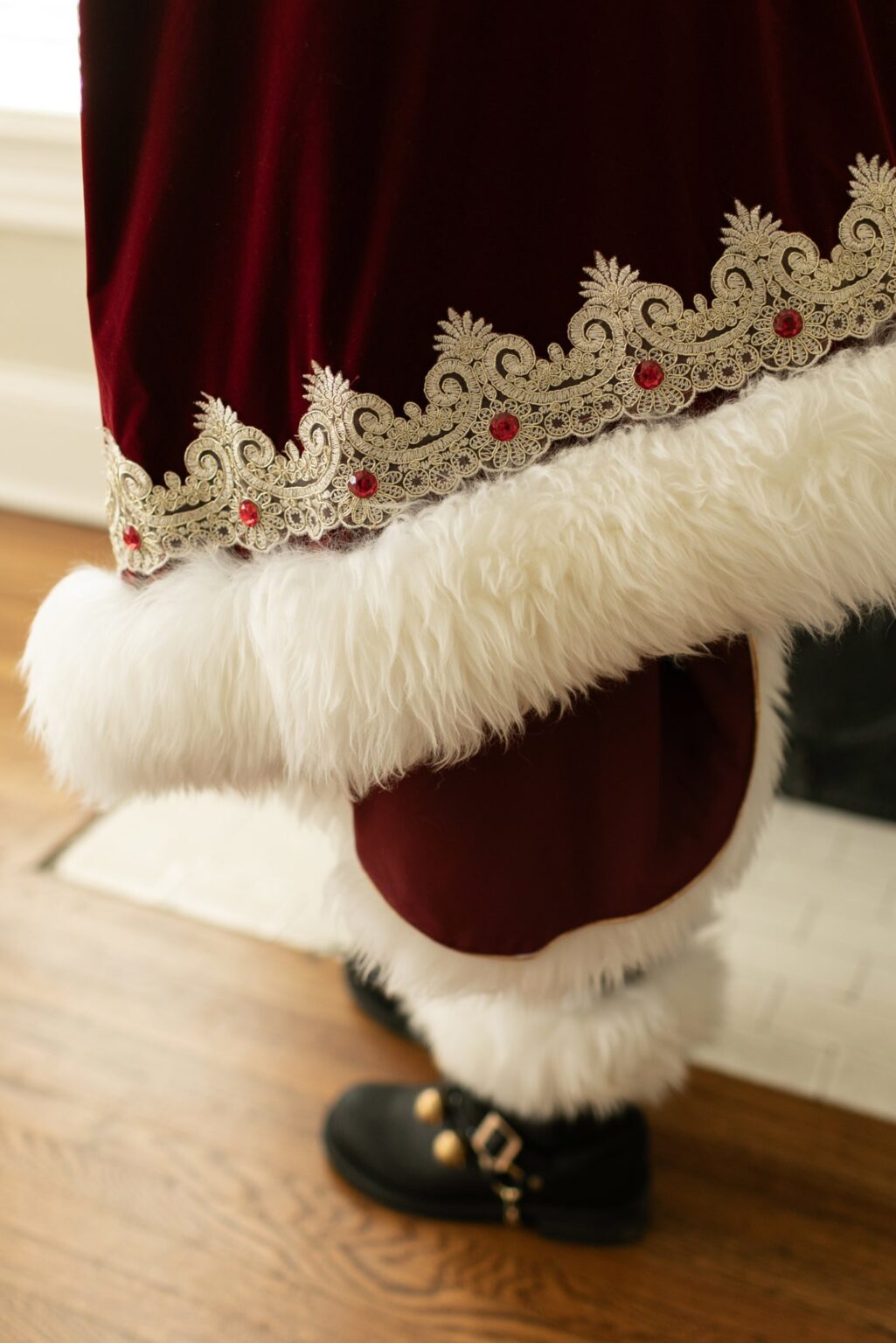 About Our Custom Santa Claus Suits - Swanky Santa